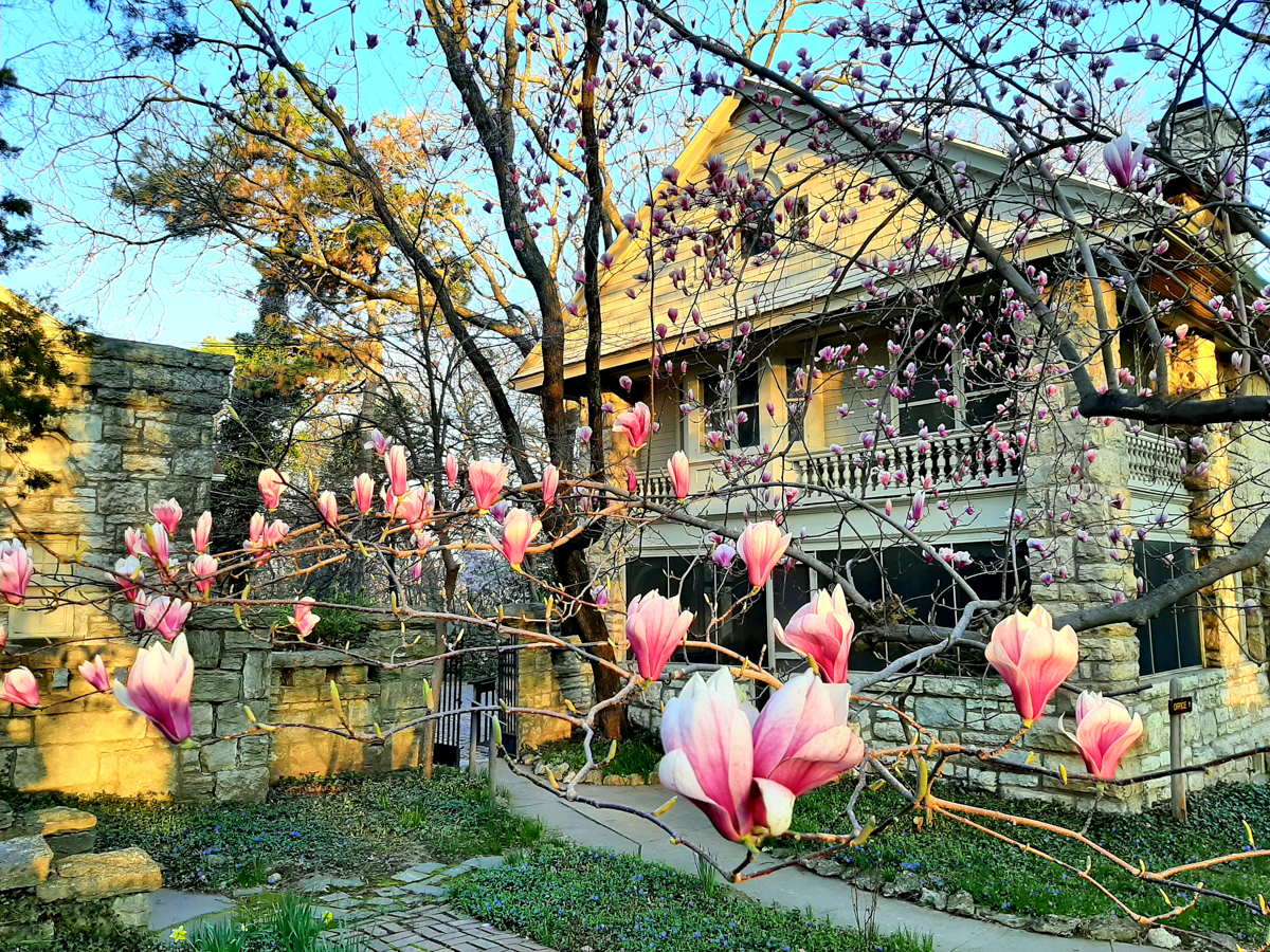 HAHS Benton Home Exterior II – Historic Artists' Home and Studios