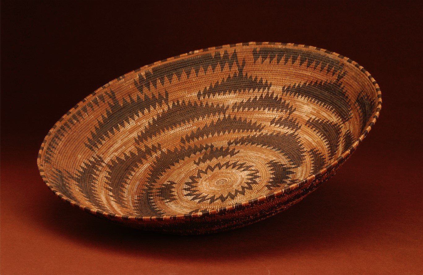 Pomo tray basket – Historic Artists' Home and Studios